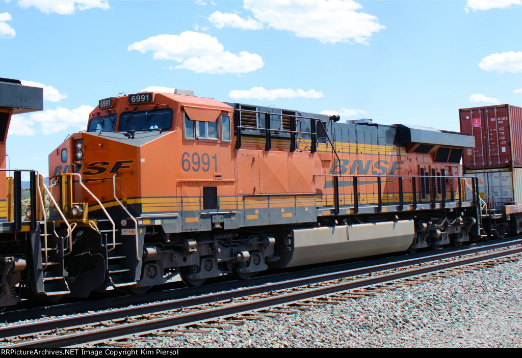 BNSF 6991